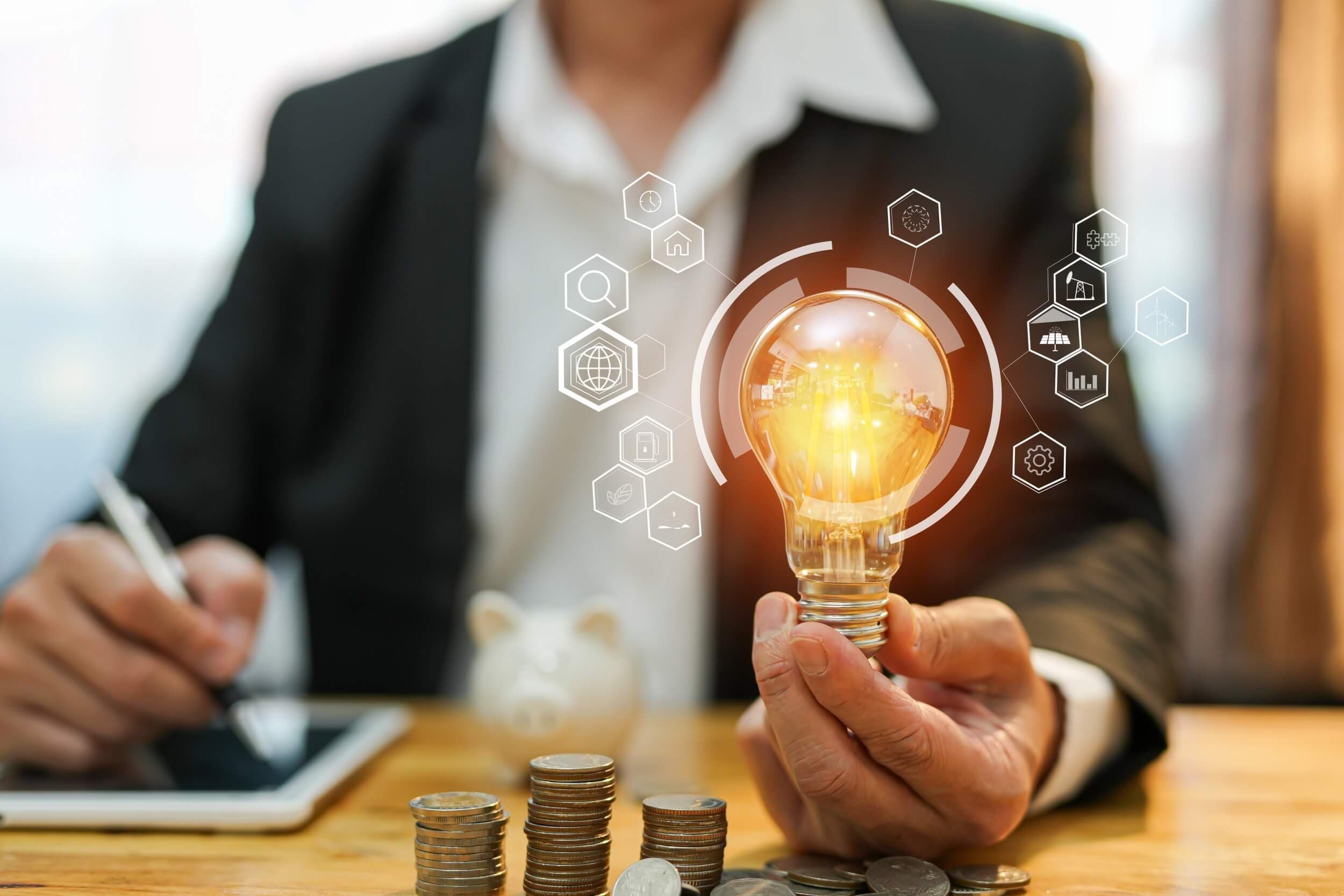 Mercado libre o regulado: cómo escoger lo mejor para ti | Acis Energía